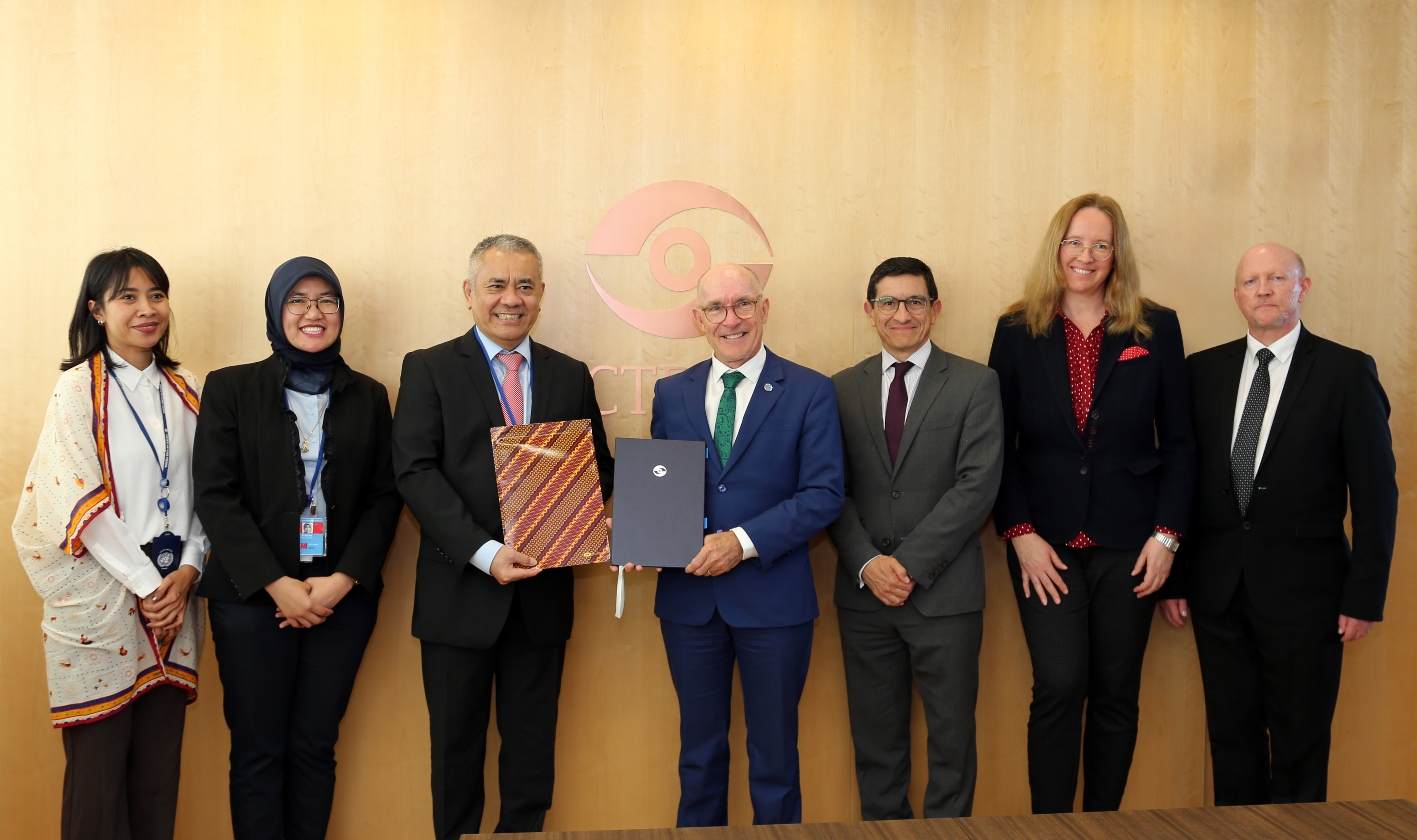 CTBTO Signs Facility Agreement with Indonesia | CTBTO